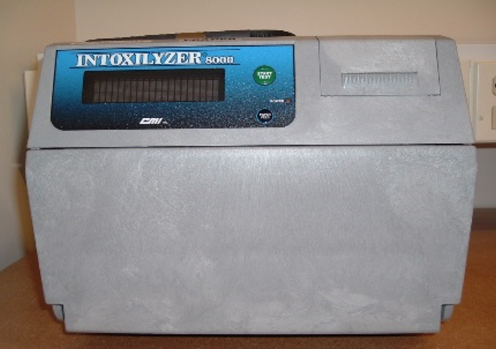 Intoxilyzer®8000呼气酒精分析仪- Atlas of Science的校准不确定度测量manbetx登录下载